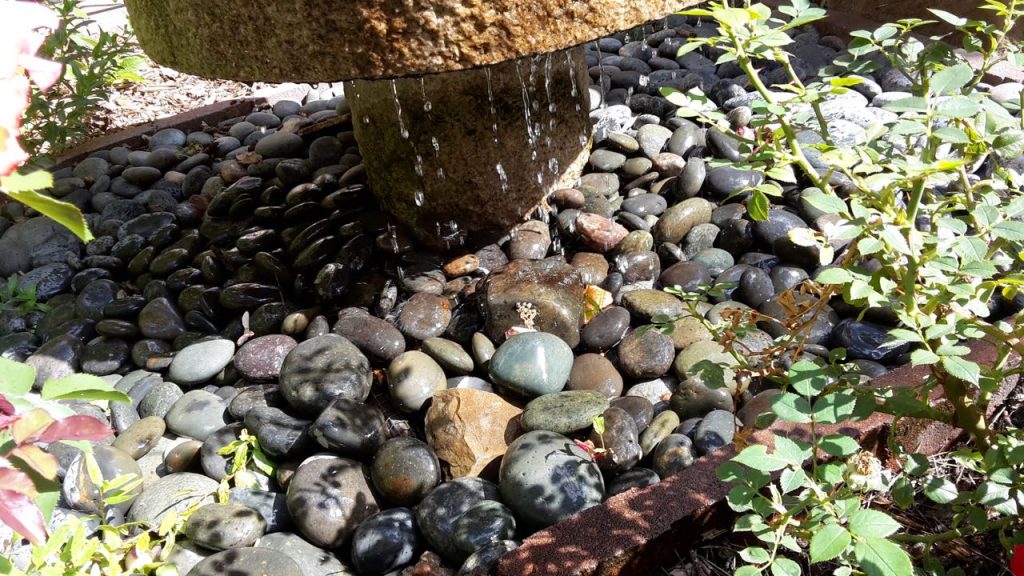 10 formas de usar grava en el jardín